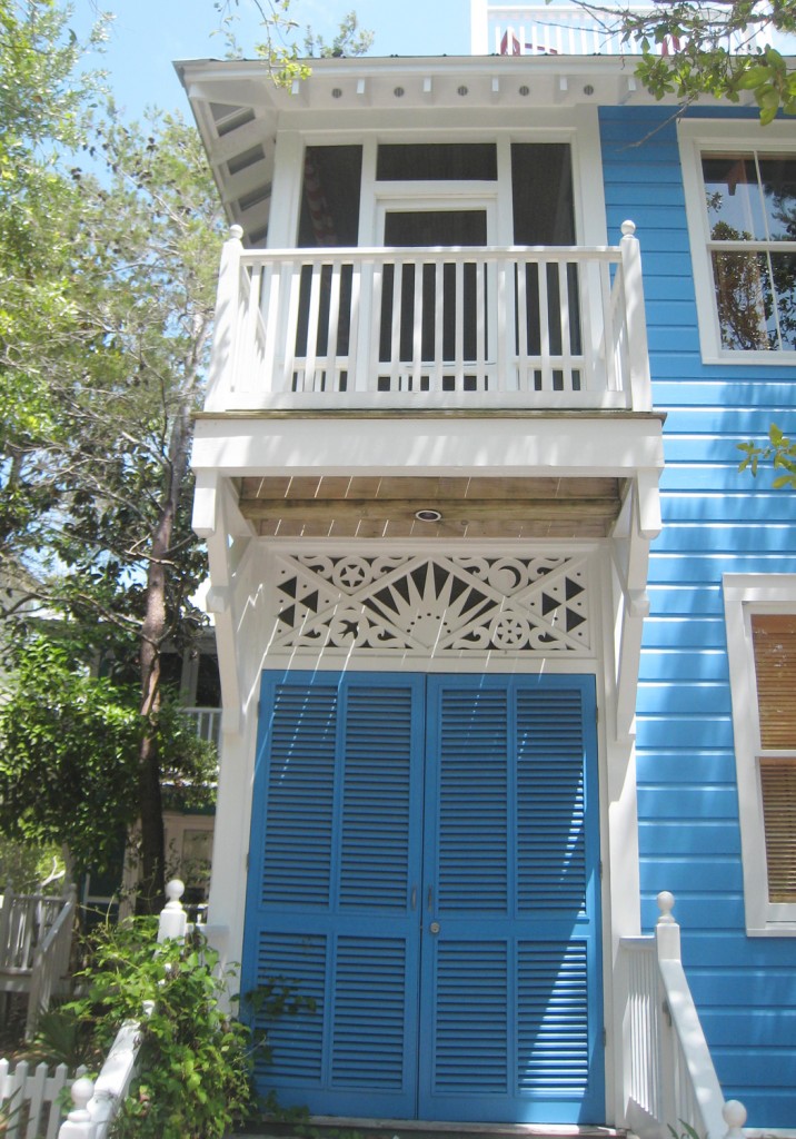 -Cottage Style | Stately Kitsch