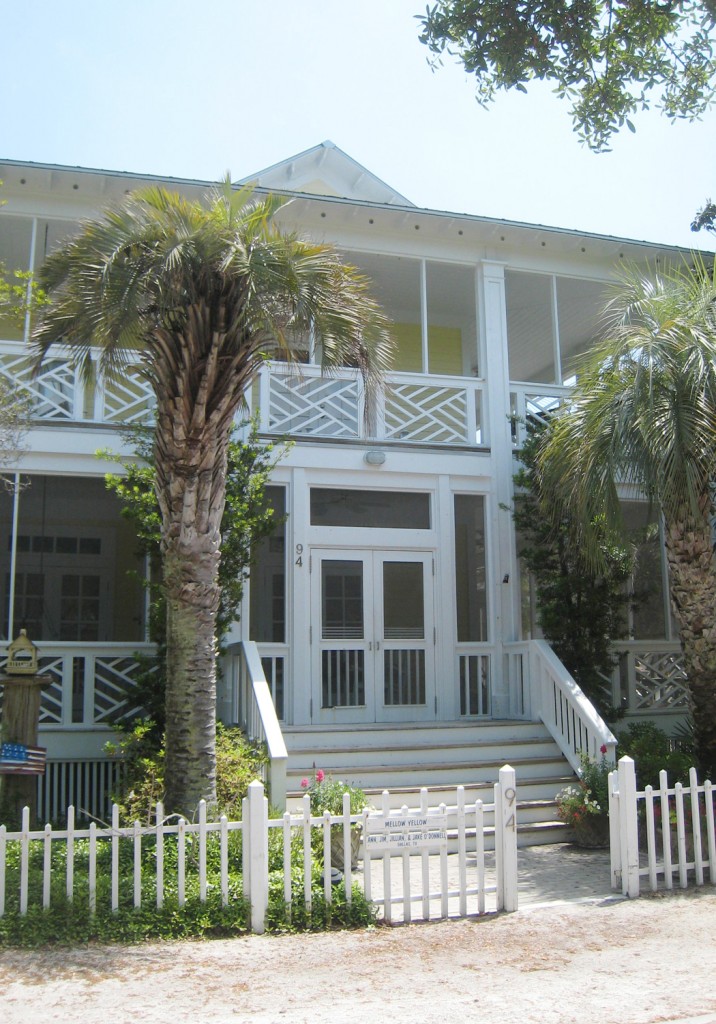 -Cottage Style | Stately Kitsch