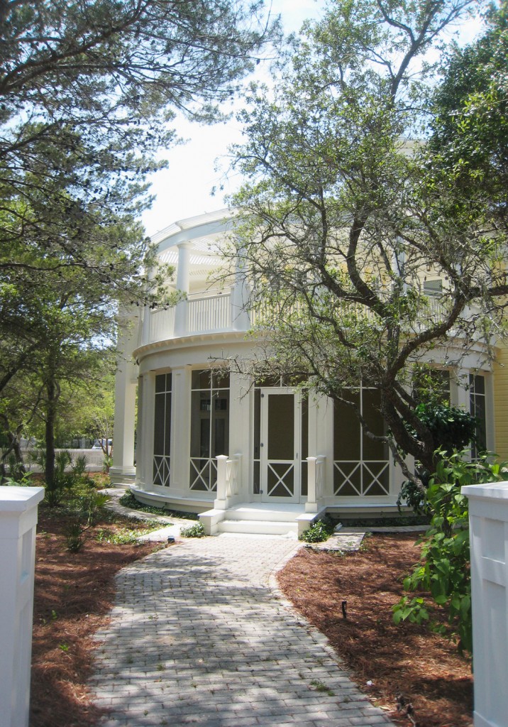 -Cottage Style | Stately Kitsch